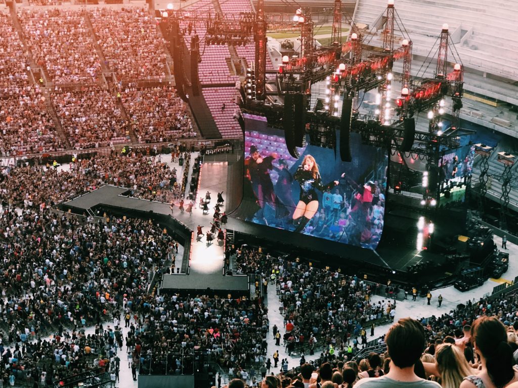 Taylor Swift Reputation Stadium Tour Shows - kimbermoose